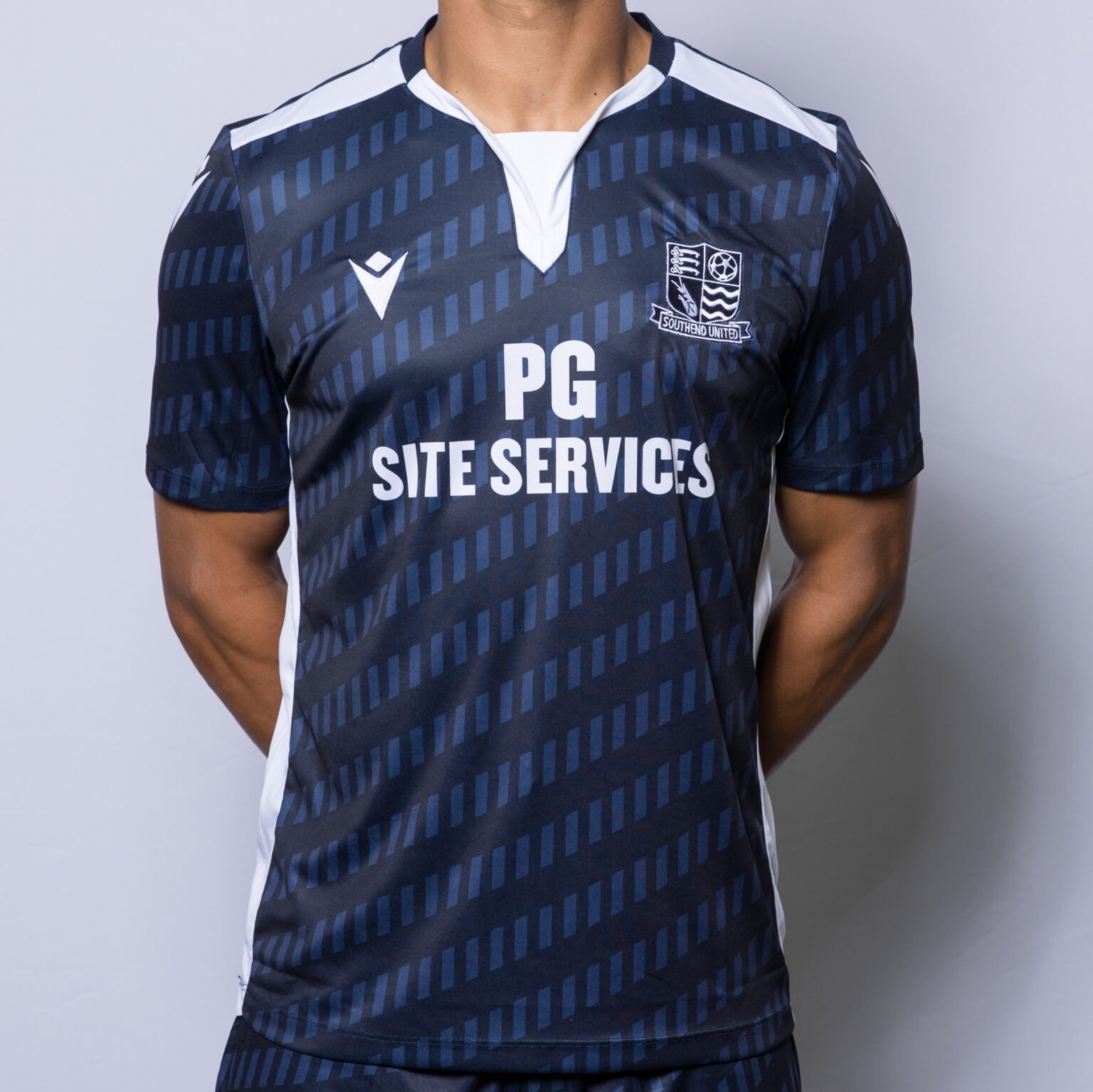 The Official Southend United Macron Store - Macron Work Hard Play ...
